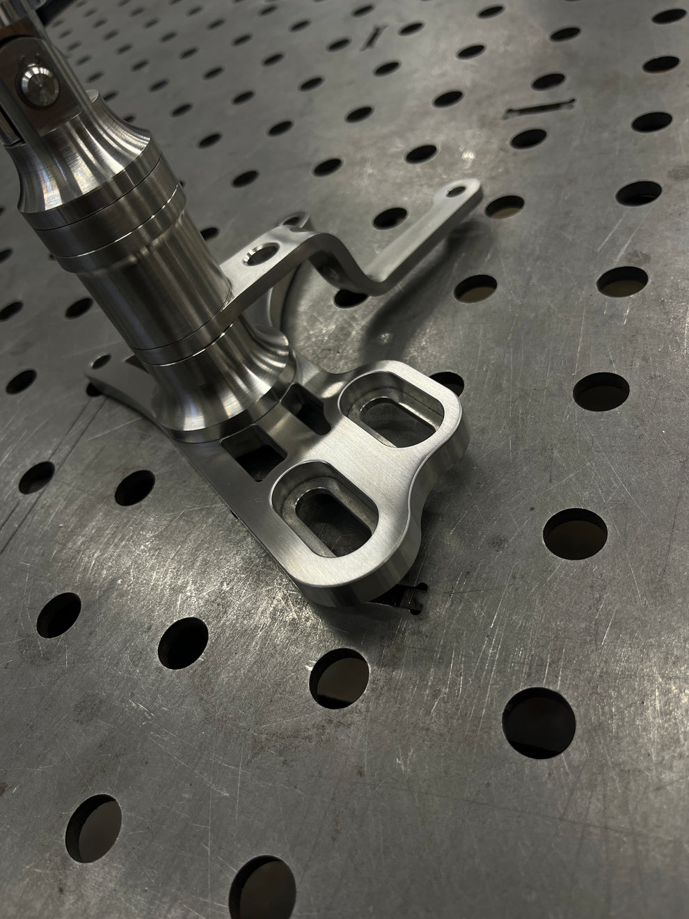 Harley Shovelhead Mid Controls – Famous Fabricator